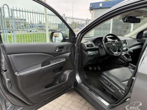 Grey Honda CR-V 2015 in Klaipeda, with an engine capacity of 1.60 L and mileage of 243 thousand km for 9500 €, photo 16 on AUTOMOTO.COM.LV