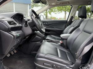 Grey Honda CR-V 2015 in Klaipeda, with an engine capacity of 1.60 L and mileage of 243 thousand km for 9500 €, photo 22 on AUTOMOTO.COM.LV