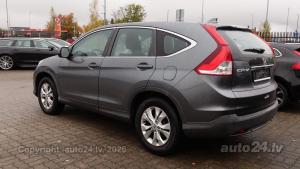 Pelēks Honda CR-V 2015 Tartu, ar dzinēja tilpumu 2.20 L un nobraukumu 131 tūkst. km par 13990 €, foto 4 vietnē AUTOMOTO.COM.LV