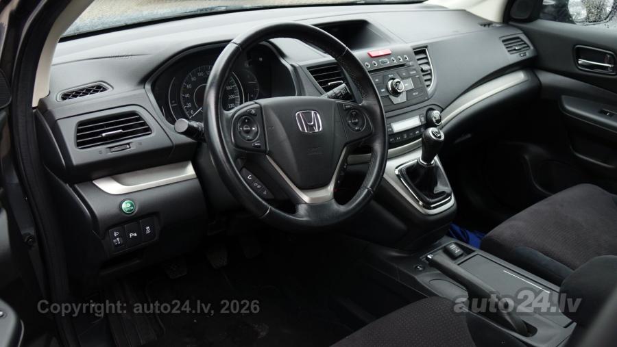 Pelēks Honda CR-V 2015 Tartu, ar dzinēja tilpumu 2.20 L un nobraukumu 131 tūkst. km par 13990 €, foto 5 vietnē AUTOMOTO.COM.LV