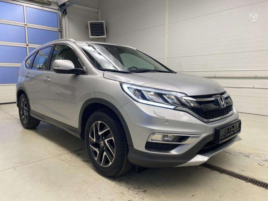 Pelēks Honda CR-V 2016 Radviliškis, ar dzinēja tilpumu 1.60 L un nobraukumu 293 tūkst. km par 9750 €, foto 2 vietnē AUTOMOTO.COM.LV
