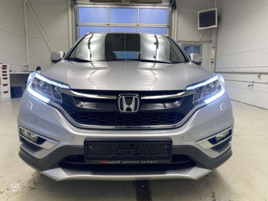 Pelēks Honda CR-V 2016 Radviliškis, ar dzinēja tilpumu 1.60 L un nobraukumu 293 tūkst. km par 9750 €, foto 5 vietnē AUTOMOTO.COM.LV
