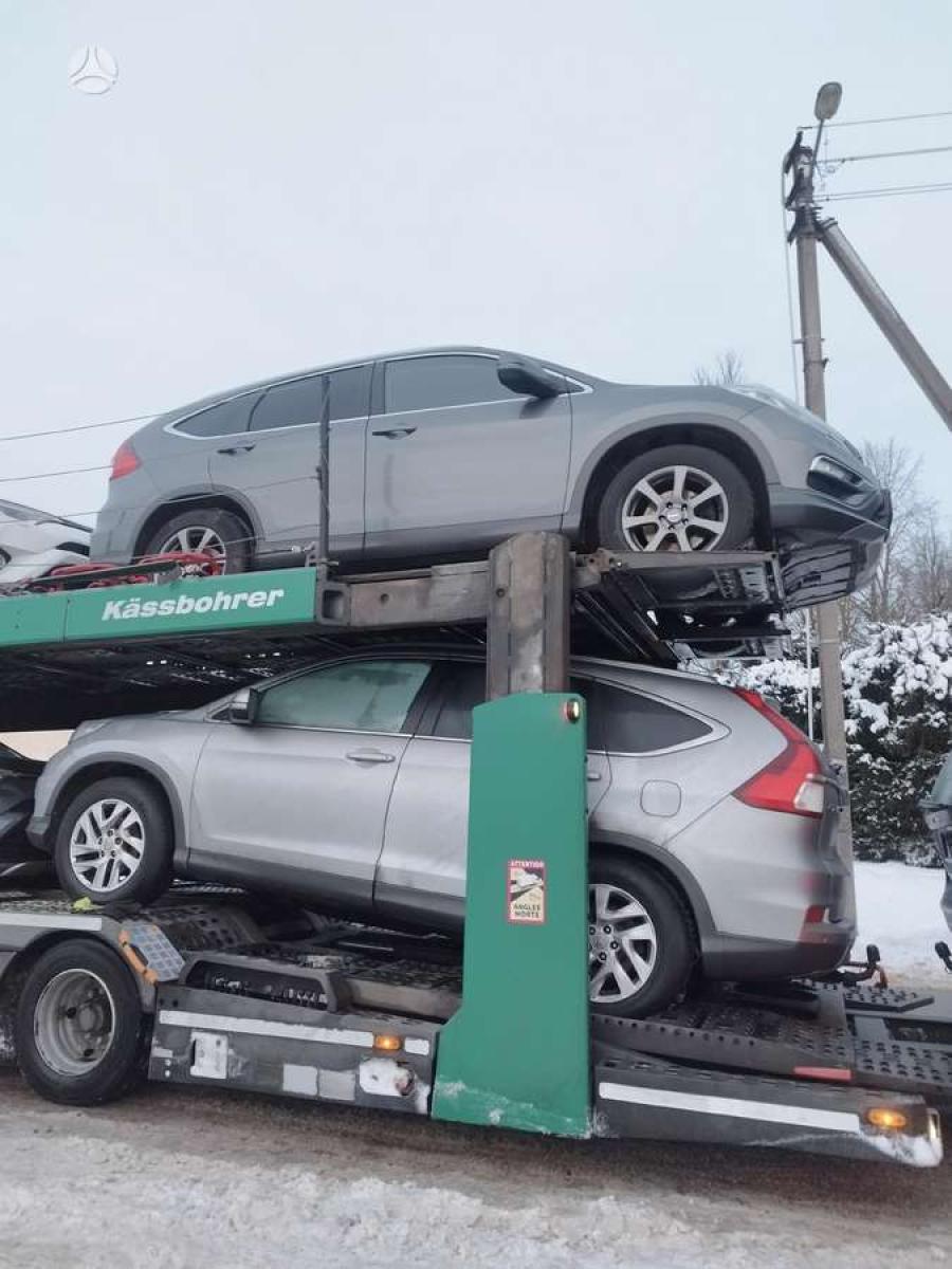 Grey Honda CR-V 2016 in Utena, with an engine capacity of 1.60 L and mileage of 257 thousand km for 10300 €, photo 16 on AUTOMOTO.COM.LV