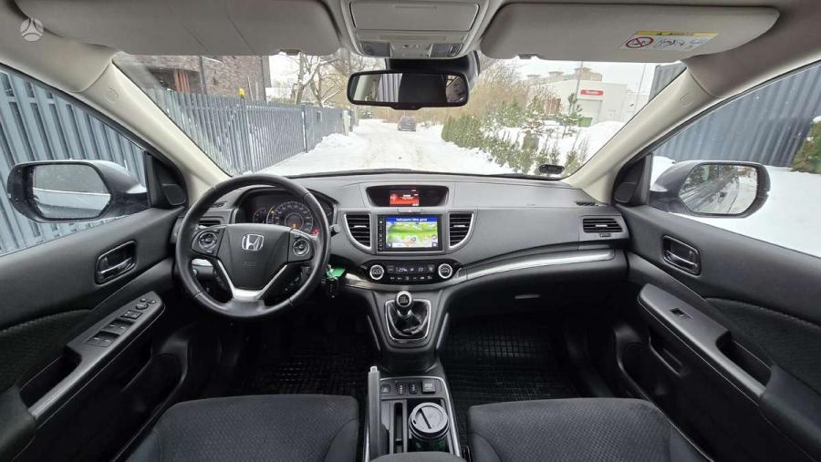 Grey Honda CR-V 2016 in Kaunas, with an engine capacity of 1.60 L and mileage of 280 thousand km for 10800 €, photo 11 on AUTOMOTO.COM.LV