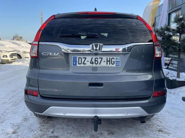 Pelēks Honda CR-V 2016 Tauragė, ar dzinēja tilpumu 1.60 L un nobraukumu 193 tūkst. km par 10900 €, foto 6 vietnē AUTOMOTO.COM.LV