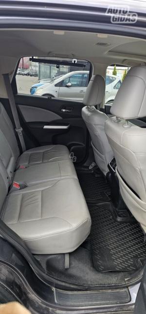 Pelēks Honda CR-V 2016 Klaipėda, ar dzinēja tilpumu 2.40 L un nobraukumu 179 tūkst. km par 14899 €, foto 16 vietnē AUTOMOTO.COM.LV