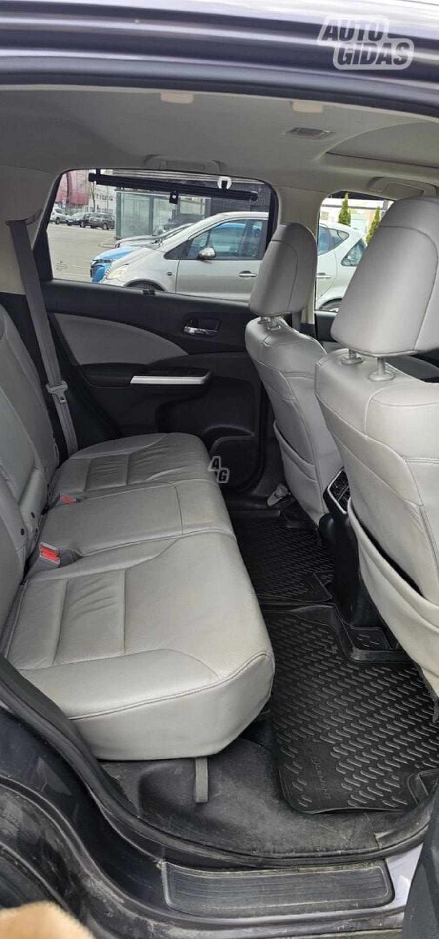 Pelēks Honda CR-V 2016 Klaipėda, ar dzinēja tilpumu 2.40 L un nobraukumu 179 tūkst. km par 14899 €, foto 16 vietnē AUTOMOTO.COM.LV
