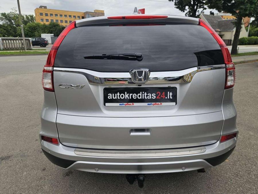 Grey Honda CR-V 2016 in Siauliai, with an engine capacity of 2.00 L and mileage of 274 thousand km for 13950 €, photo 11 on AUTOMOTO.COM.LV