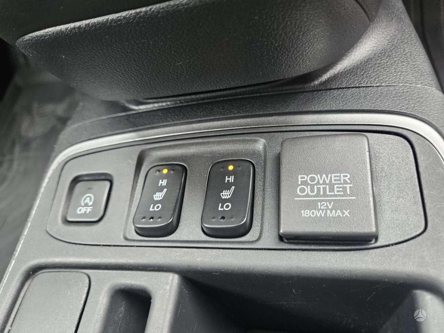 Grey Honda CR-V 2016 in Siauliai, with an engine capacity of 2.00 L and mileage of 274 thousand km for 13950 €, photo 22 on AUTOMOTO.COM.LV