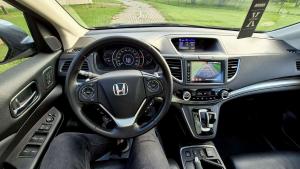 Grey Honda CR-V 2016 in Taurage, with an engine capacity of 1.60 L and mileage of 219 thousand km for 12300 €, photo 16 on AUTOMOTO.COM.LV