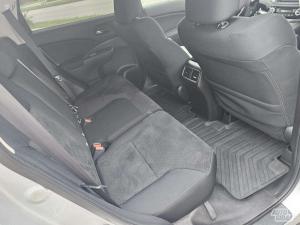 Pelēks Honda CR-V 2016 Šauļi, ar dzinēja tilpumu 2.00 L un nobraukumu 274 tūkst. km par 13950 €, foto 17 vietnē AUTOMOTO.COM.LV