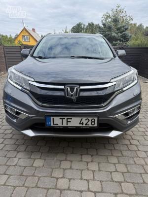 Pelēks Honda CR-V 2016 Viļņa, ar dzinēja tilpumu 1.60 L un nobraukumu 150 tūkst. km par 12800 €, foto  vietnē AUTOMOTO.COM.LV