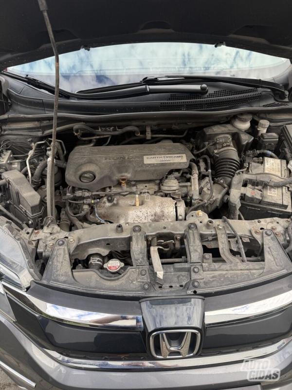 Pelēks Honda CR-V 2016 Viļņa, ar dzinēja tilpumu 1.60 L un nobraukumu 150 tūkst. km par 12800 €, foto 10 vietnē AUTOMOTO.COM.LV