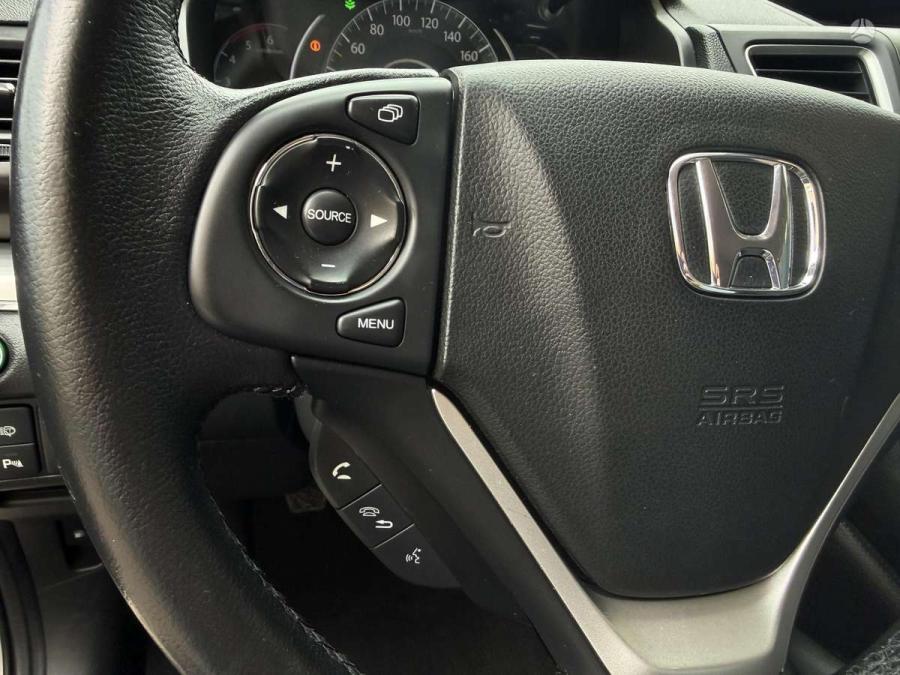 Grey Honda CR-V 2016 in Vilnius, with an engine capacity of 1.60 L and mileage of 190 thousand km for 12999 €, photo 19 on AUTOMOTO.COM.LV