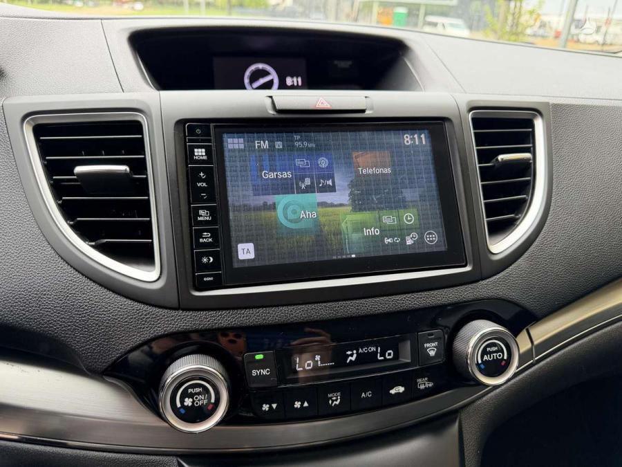 Grey Honda CR-V 2016 in Vilnius, with an engine capacity of 1.60 L and mileage of 190 thousand km for 12999 €, photo 22 on AUTOMOTO.COM.LV