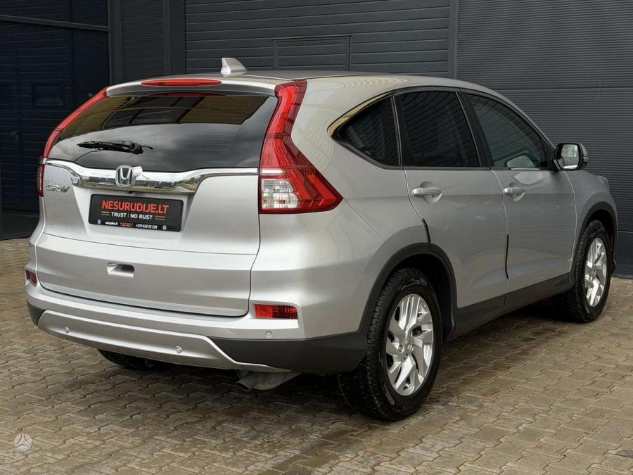 Pelēks Honda CR-V 2016 Viļņa, ar dzinēja tilpumu 1.60 L un nobraukumu 190 tūkst. km par 12999 €, foto 5 vietnē AUTOMOTO.COM.LV