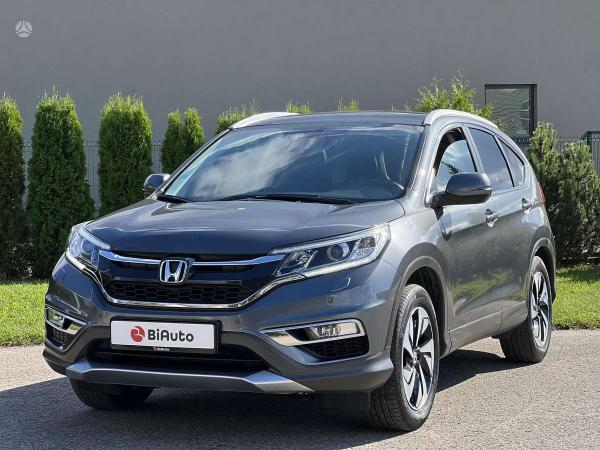 Pelēks Honda CR-V 2016 Utena, ar dzinēja tilpumu 1.60 L un nobraukumu 178 tūkst. km par 13750 €, foto 1 vietnē AUTOMOTO.COM.LV