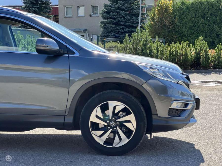 Pelēks Honda CR-V 2016 Utena, ar dzinēja tilpumu 1.60 L un nobraukumu 178 tūkst. km par 13750 €, foto 14 vietnē AUTOMOTO.COM.LV