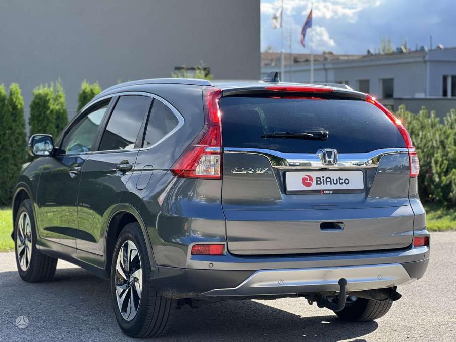 Pelēks Honda CR-V 2016 Utena, ar dzinēja tilpumu 1.60 L un nobraukumu 178 tūkst. km par 13750 €, foto 17 vietnē AUTOMOTO.COM.LV