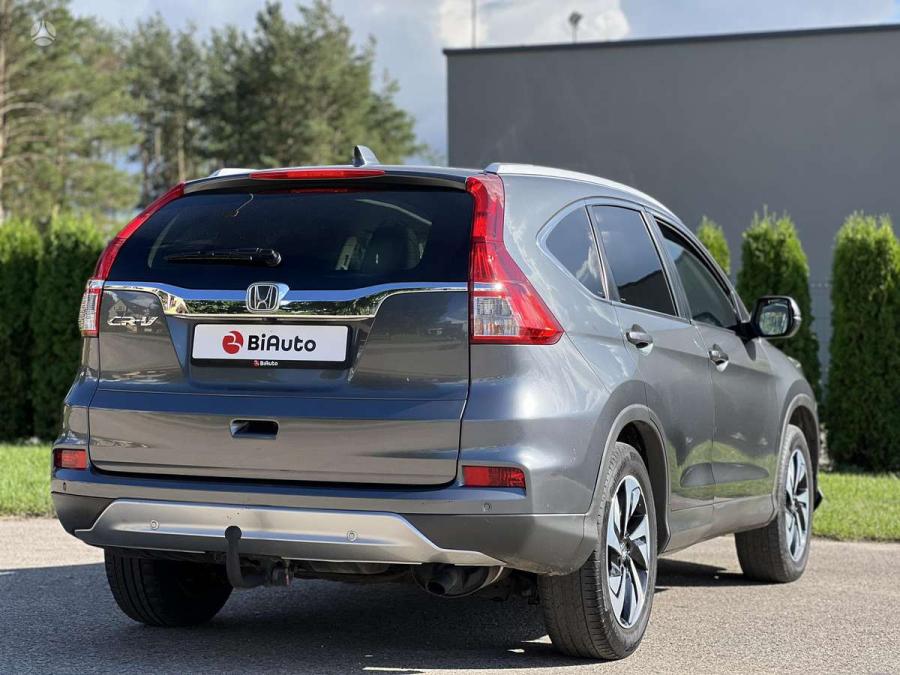 Pelēks Honda CR-V 2016 Utena, ar dzinēja tilpumu 1.60 L un nobraukumu 178 tūkst. km par 13750 €, foto 22 vietnē AUTOMOTO.COM.LV