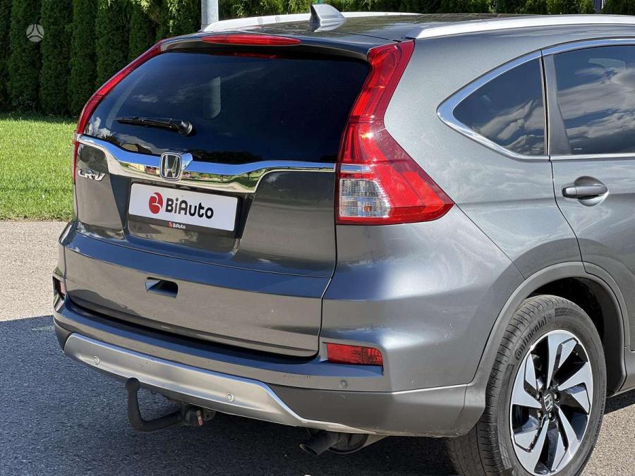 Pelēks Honda CR-V 2016 Utena, ar dzinēja tilpumu 1.60 L un nobraukumu 178 tūkst. km par 13750 €, foto 25 vietnē AUTOMOTO.COM.LV