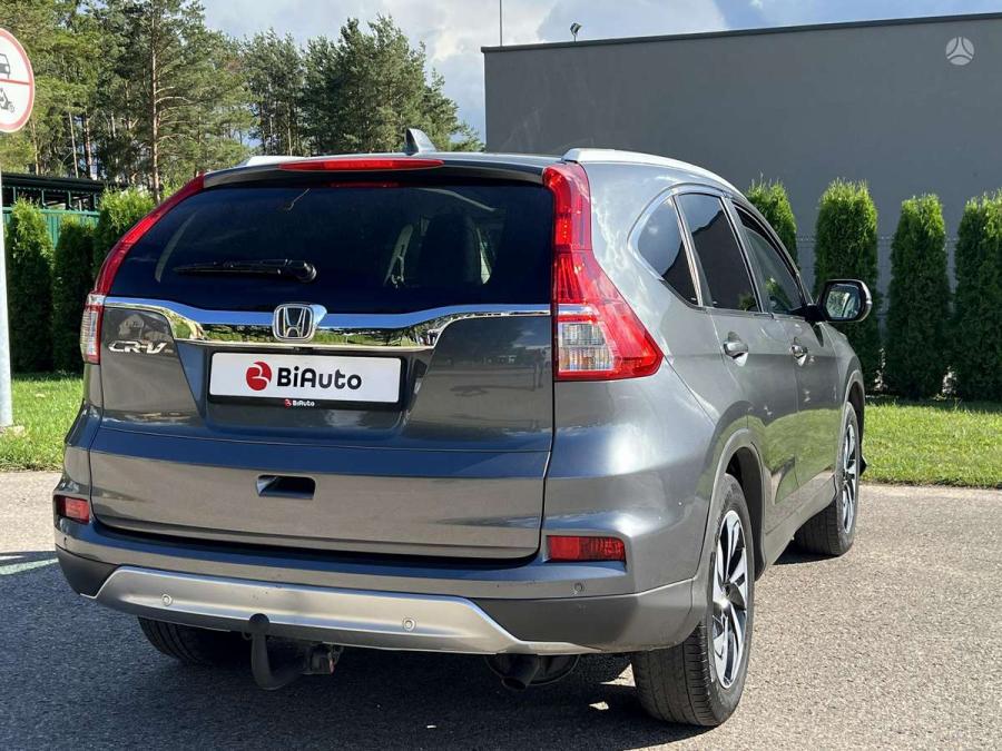 Pelēks Honda CR-V 2016 Utena, ar dzinēja tilpumu 1.60 L un nobraukumu 178 tūkst. km par 13750 €, foto 26 vietnē AUTOMOTO.COM.LV