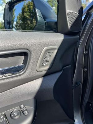 Pelēks Honda CR-V 2016 Utena, ar dzinēja tilpumu 1.60 L un nobraukumu 178 tūkst. km par 13750 €, foto 32 vietnē AUTOMOTO.COM.LV