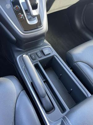 Pelēks Honda CR-V 2016 Utena, ar dzinēja tilpumu 1.60 L un nobraukumu 178 tūkst. km par 13750 €, foto 40 vietnē AUTOMOTO.COM.LV
