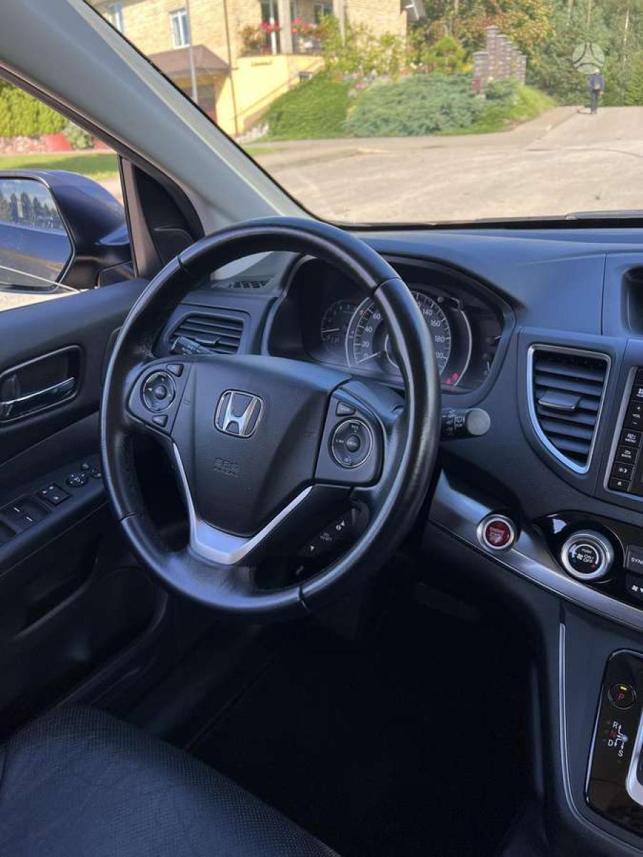 Pelēks Honda CR-V 2016 Utena, ar dzinēja tilpumu 1.60 L un nobraukumu 178 tūkst. km par 13750 €, foto 43 vietnē AUTOMOTO.COM.LV