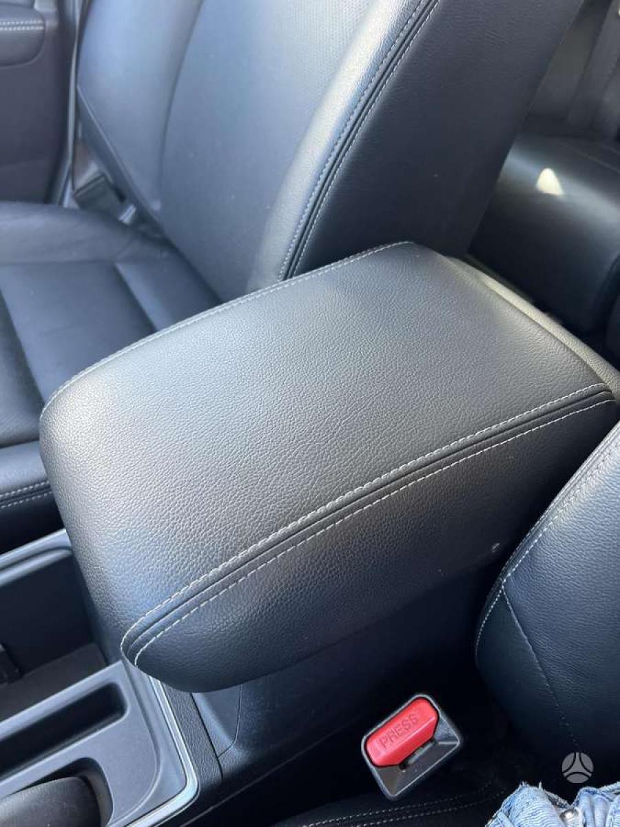 Pelēks Honda CR-V 2016 Utena, ar dzinēja tilpumu 1.60 L un nobraukumu 178 tūkst. km par 13750 €, foto 54 vietnē AUTOMOTO.COM.LV