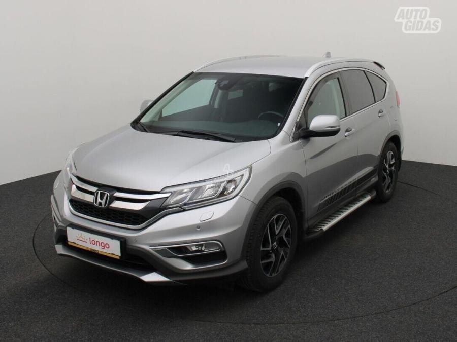 Grey Honda CR-V 2017 in Vilnius, with an engine capacity of 2.00 L and mileage of 54 thousand km for 16999 €, photo 1 on AUTOMOTO.COM.LV