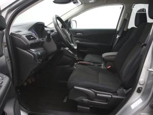 Grey Honda CR-V 2017 in Vilnius, with an engine capacity of 2.00 L and mileage of 54 thousand km for 16999 €, photo 4 on AUTOMOTO.COM.LV