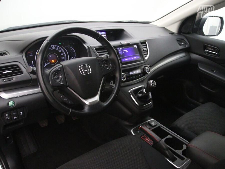 Grey Honda CR-V 2017 in Vilnius, with an engine capacity of 2.00 L and mileage of 54 thousand km for 16999 €, photo 16 on AUTOMOTO.COM.LV