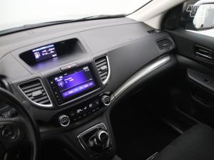 Grey Honda CR-V 2017 in Vilnius, with an engine capacity of 2.00 L and mileage of 54 thousand km for 16999 €, photo 21 on AUTOMOTO.COM.LV