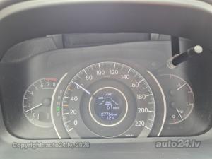 Pelēks Honda CR-V 2017 Tallina, ar dzinēja tilpumu 2.00 L un nobraukumu 128 tūkst. km par 16999 €, foto 17 vietnē AUTOMOTO.COM.LV