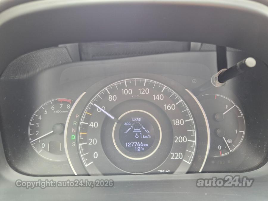 Pelēks Honda CR-V 2017 Tallina, ar dzinēja tilpumu 2.00 L un nobraukumu 128 tūkst. km par 16999 €, foto 17 vietnē AUTOMOTO.COM.LV