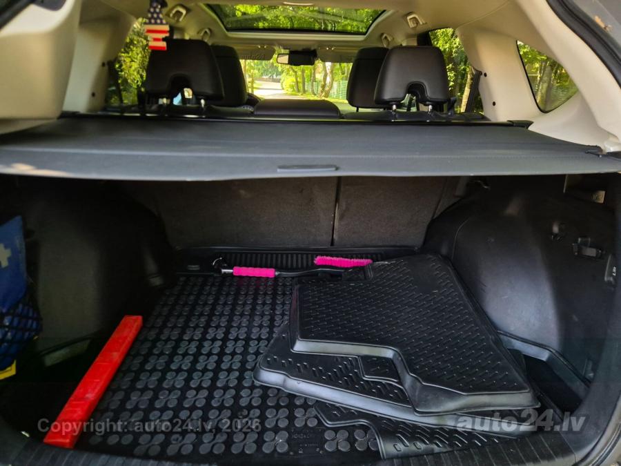 Pelēks Honda CR-V 2017 Tallina, ar dzinēja tilpumu 2.00 L un nobraukumu 128 tūkst. km par 16999 €, foto 20 vietnē AUTOMOTO.COM.LV