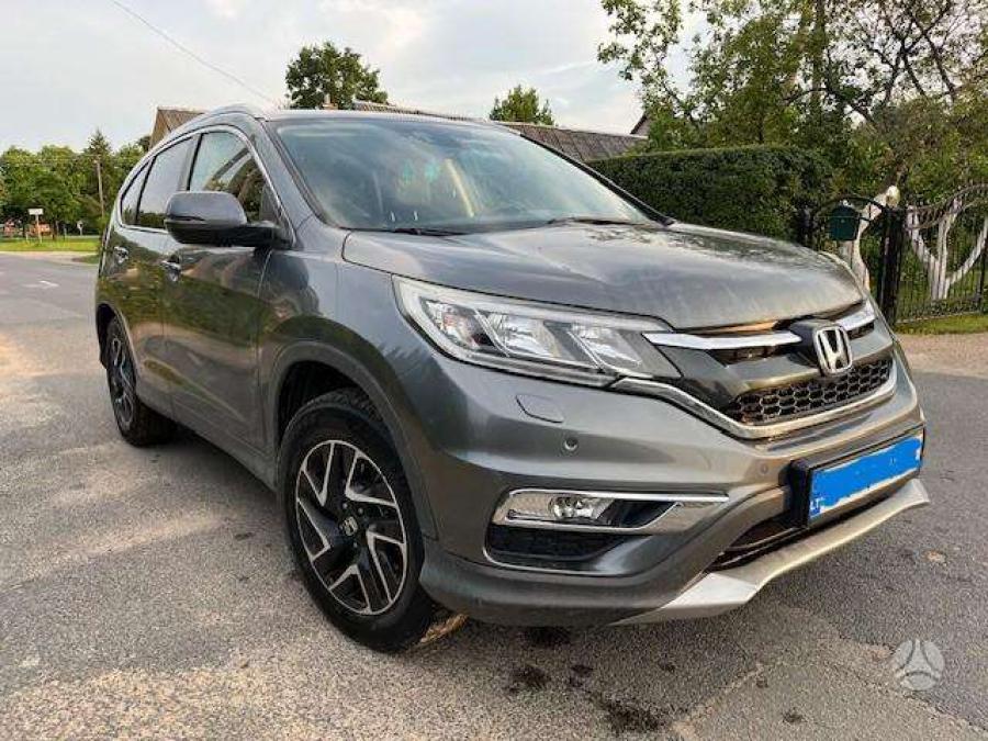 Pelēks Honda CR-V 2017 Viļņa, ar dzinēja tilpumu 1.60 L un nobraukumu 160 tūkst. km par 10900 €, foto 1 vietnē AUTOMOTO.COM.LV