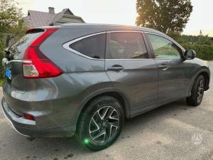 Pelēks Honda CR-V 2017 Viļņa, ar dzinēja tilpumu 1.60 L un nobraukumu 160 tūkst. km par 10900 €, foto 4 vietnē AUTOMOTO.COM.LV