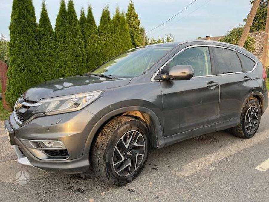 Pelēks Honda CR-V 2017 Viļņa, ar dzinēja tilpumu 1.60 L un nobraukumu 160 tūkst. km par 10900 €, foto 5 vietnē AUTOMOTO.COM.LV