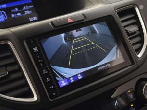 Grey Honda CR-V 2017 in Marijampole, with an engine capacity of 1.60 L and mileage of 317 thousand km for 12850 €, photo 4 on AUTOMOTO.COM.LV