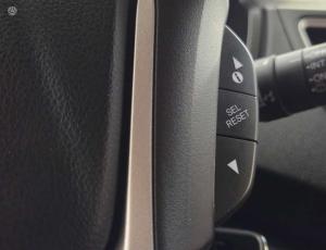 Grey Honda CR-V 2017 in Marijampole, with an engine capacity of 1.60 L and mileage of 317 thousand km for 12850 €, photo 20 on AUTOMOTO.COM.LV