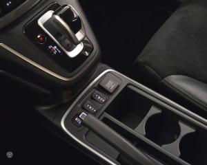 Grey Honda CR-V 2017 in Marijampole, with an engine capacity of 1.60 L and mileage of 317 thousand km for 12850 €, photo 25 on AUTOMOTO.COM.LV