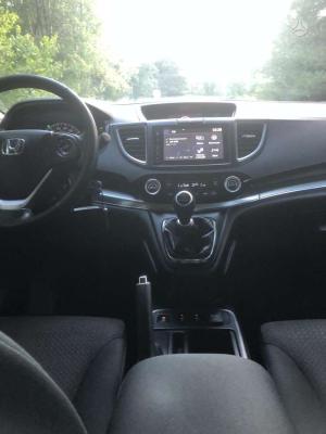 Grey Honda CR-V 2017 in Utena, with an engine capacity of 1.60 L and mileage of 265 thousand km for 12000 €, photo 12 on AUTOMOTO.COM.LV