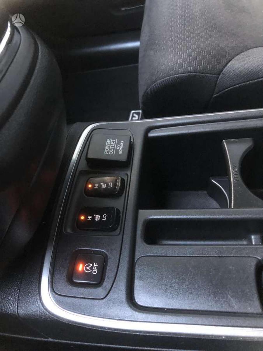 Grey Honda CR-V 2017 in Utena, with an engine capacity of 1.60 L and mileage of 265 thousand km for 12000 €, photo 18 on AUTOMOTO.COM.LV