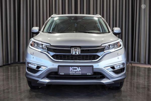 Pelēks Honda CR-V 2018 Marijampole, ar dzinēja tilpumu 1.60 L un nobraukumu 195 tūkst. km par 14450 €, foto 3 vietnē AUTOMOTO.COM.LV