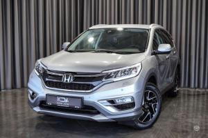 Grey Honda CR-V 2018 in Marijampole, with an engine capacity of 1.60 L and mileage of 195 thousand km for 14450 €, photo 4 on AUTOMOTO.COM.LV