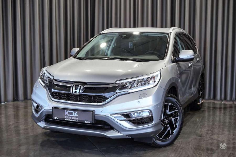 Grey Honda CR-V 2018 in Marijampole, with an engine capacity of 1.60 L and mileage of 195 thousand km for 14450 €, photo 4 on AUTOMOTO.COM.LV