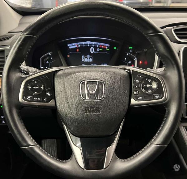 Pelēks Honda CR-V 2018 Kauņa, ar dzinēja tilpumu 1.50 L un nobraukumu 142 tūkst. km par 19900 €, foto 6 vietnē AUTOMOTO.COM.LV