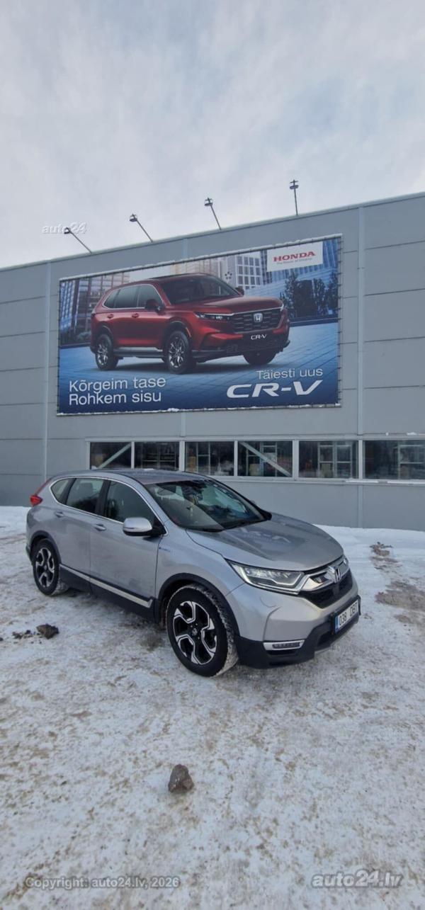 Grey Honda CR-V 2019 in Viljandi, with an engine capacity of 2.00 L and mileage of 123 thousand km for 21000 €, photo 11 on AUTOMOTO.COM.LV
